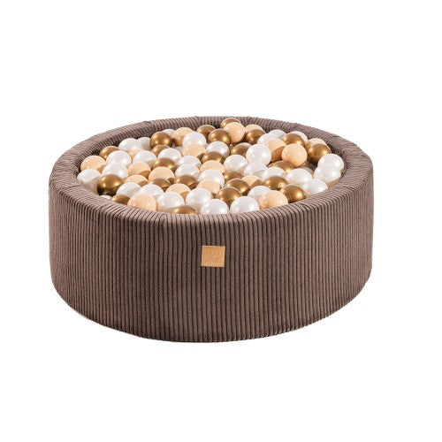 DREAMY BALL PITS – SCANDI ANGEL
